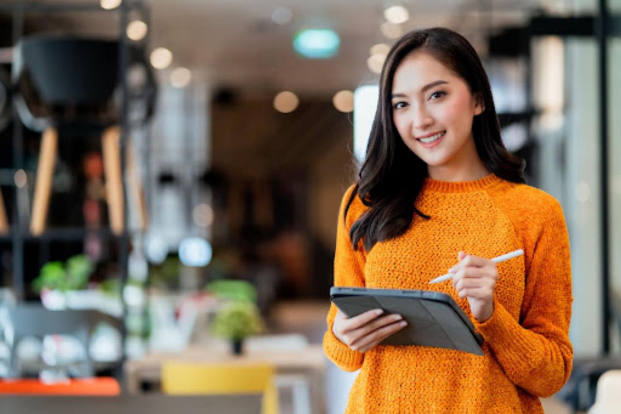 Pengertian UMKM Go Digital dan Contoh Bisnisnya - StaffAny